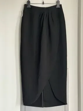 Babaton | Skirts | Nwt Aritzia Babaton Kinsley Black Tulip Wrap Pencil ...